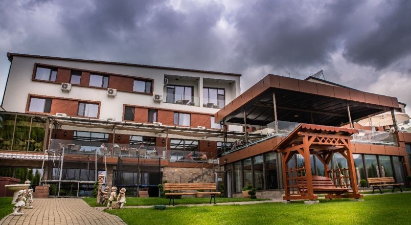 Roser House Boutique Colibița - Sistemul oficial de rezervare ...